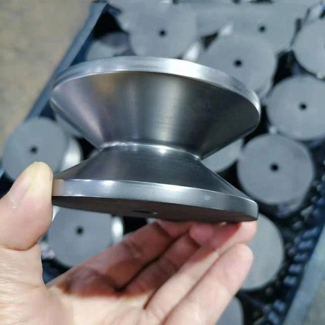 Graphite roller cluster wheel 2